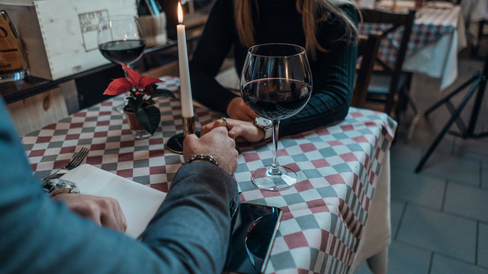 Creative opening lines by ChatGPT for dating apps – PrestigeOnline ...