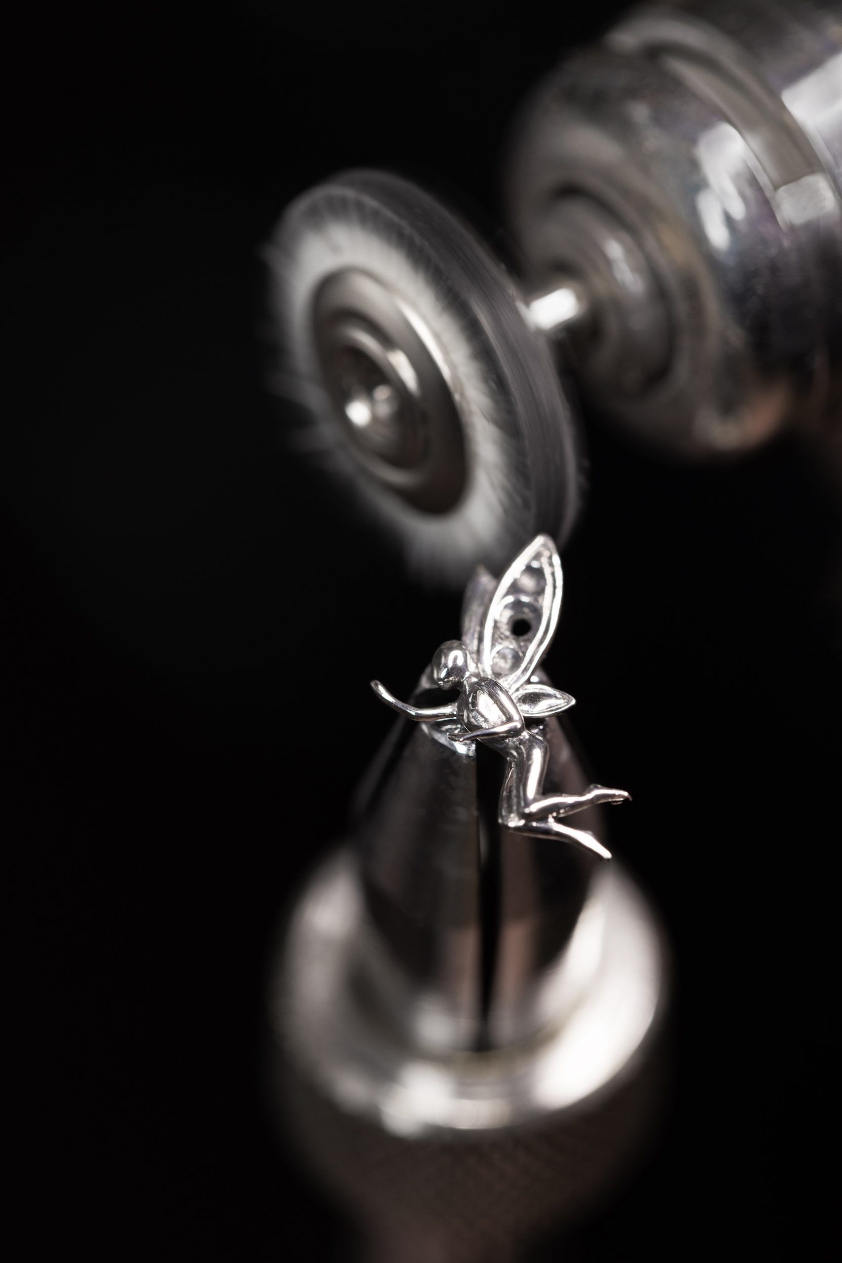 Van Cleef & Arpels Extraordinary Dial timepieces is a fusion of ...