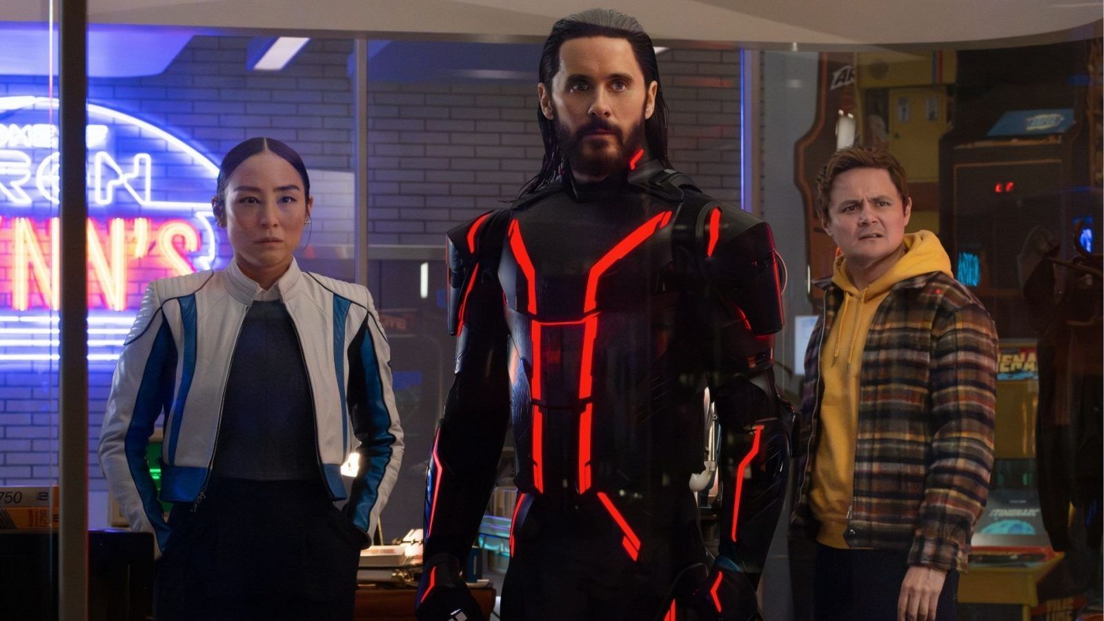 Tron: Ares review: Aesthetically stunning, superbly acted sci-fi flick ...