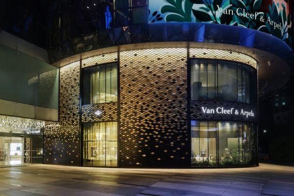 Van Cleef & Arpels expands its iconic Alhambra collection