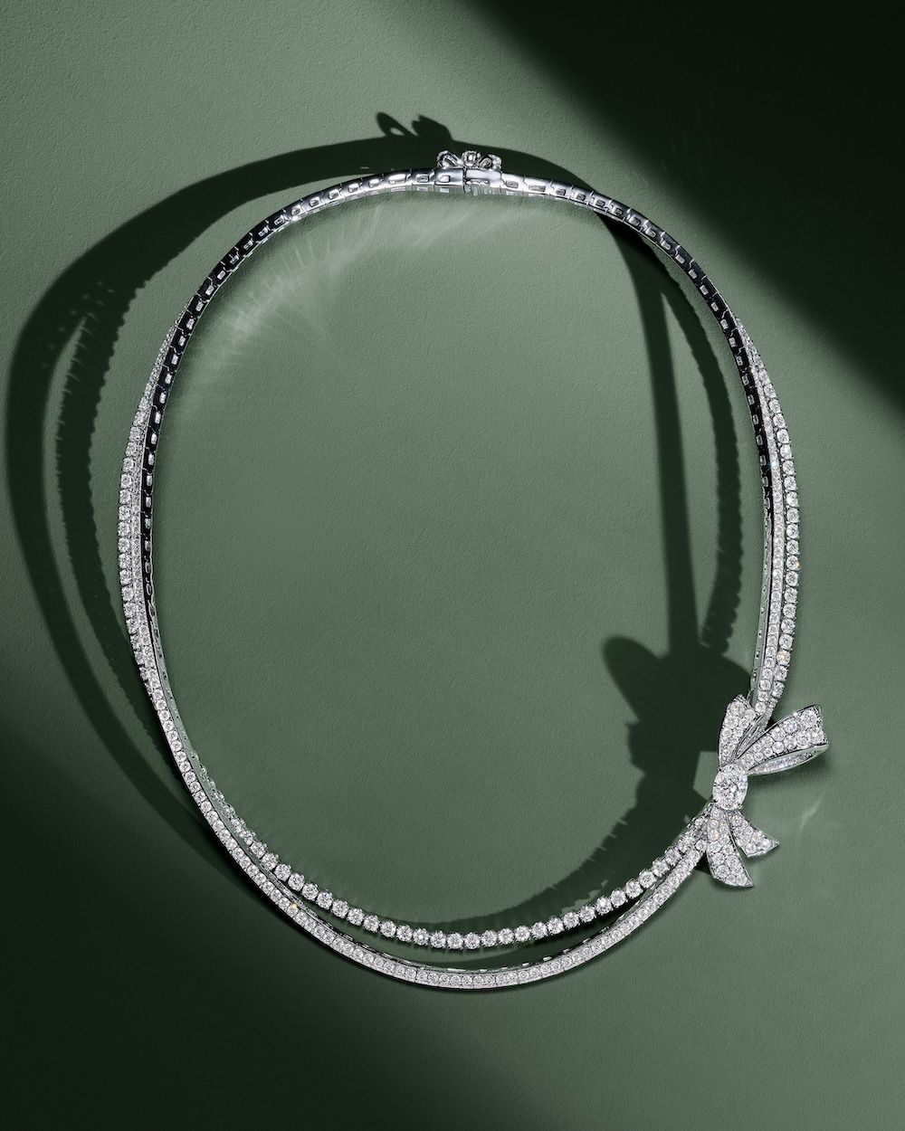 In Graff’s festive I Wish campaign, exquisite high jewellery captures ...