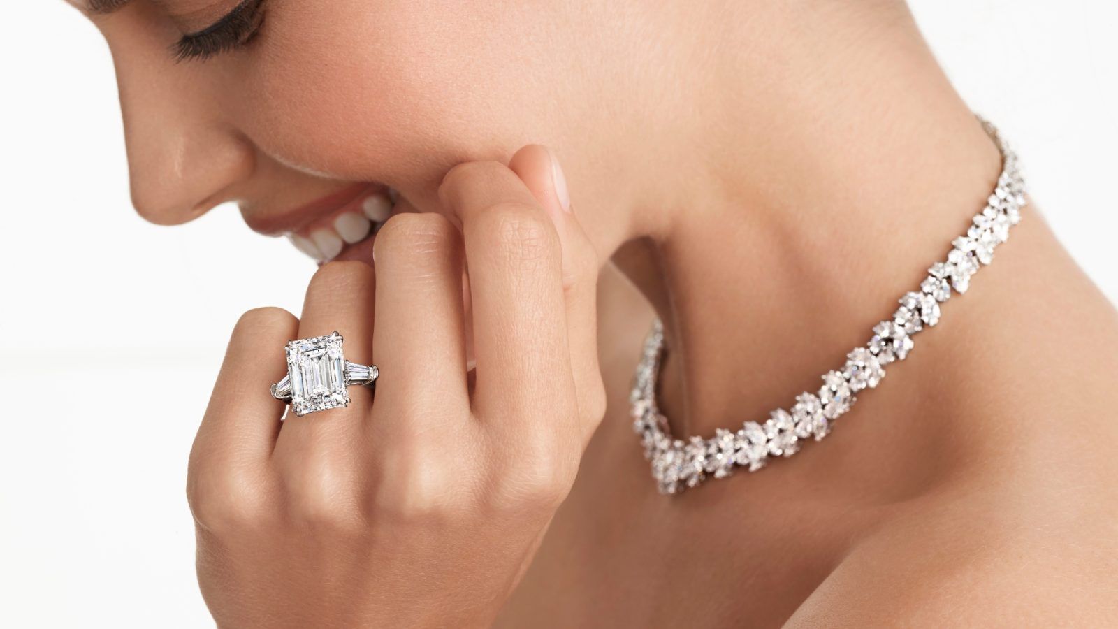 Your time to shine with the Harry Winston Classic Winston ring