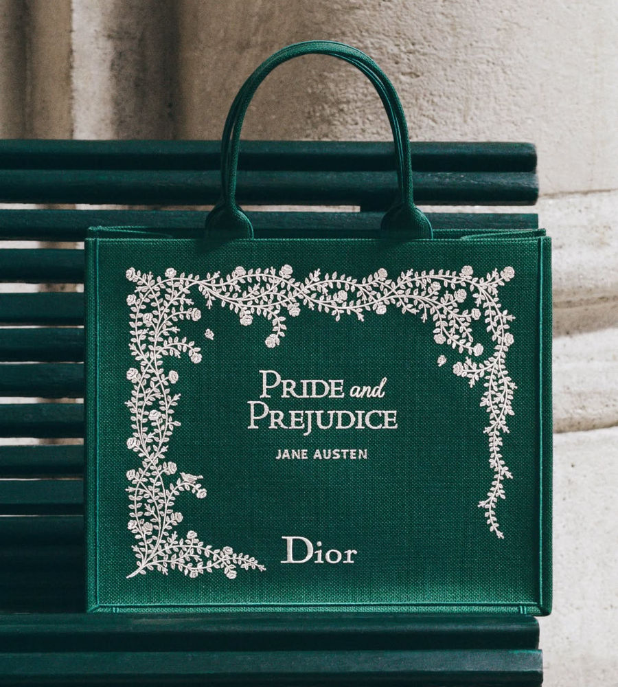 The literature and fashion love affair: Accessories to book clubs