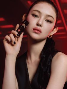 YSL Beauty 奢光派對揭幕，精品美妝結合互動裝置，跟著品牌大使與好友婁峻碩、邱鋒澤一起狂歡不停歇！ | Prestige Online - Taiwan