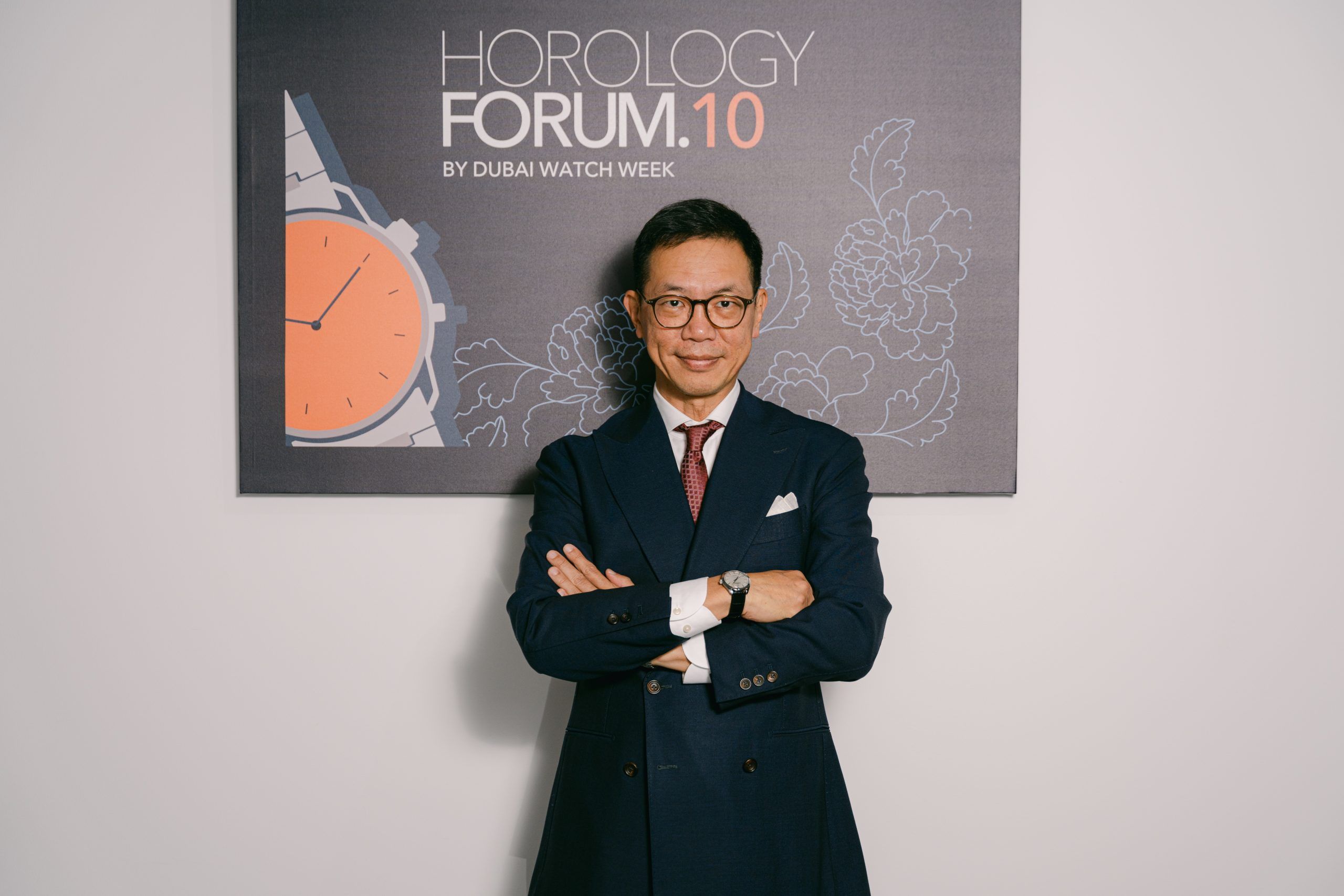 【獨家專訪】專家觀點：「鐘錶品牌、藏家跟媒體的交流相較其他領域比較獨特，非商業性的論壇彌足珍貴。」資深鐘錶專家Carson Chan ...