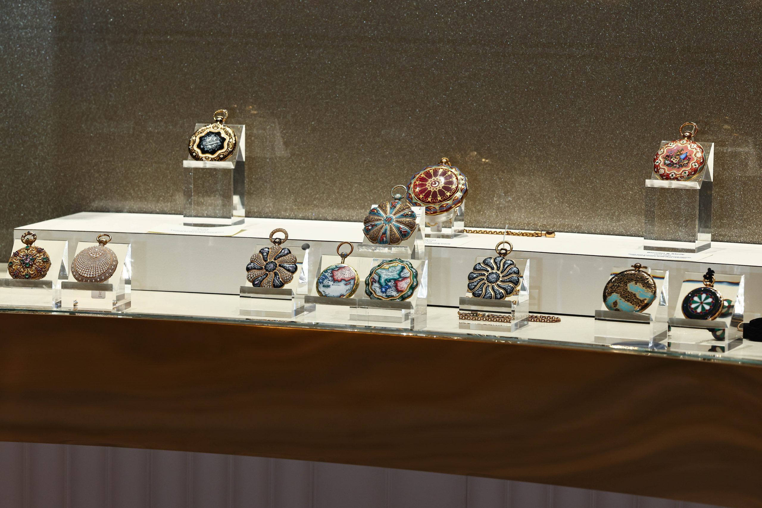 【獨家專訪】「知識就是力量」：FutureGrail執行長Ali Nael 以博物館級的視野建立亞洲最深入的收藏顧問與拍賣 ...