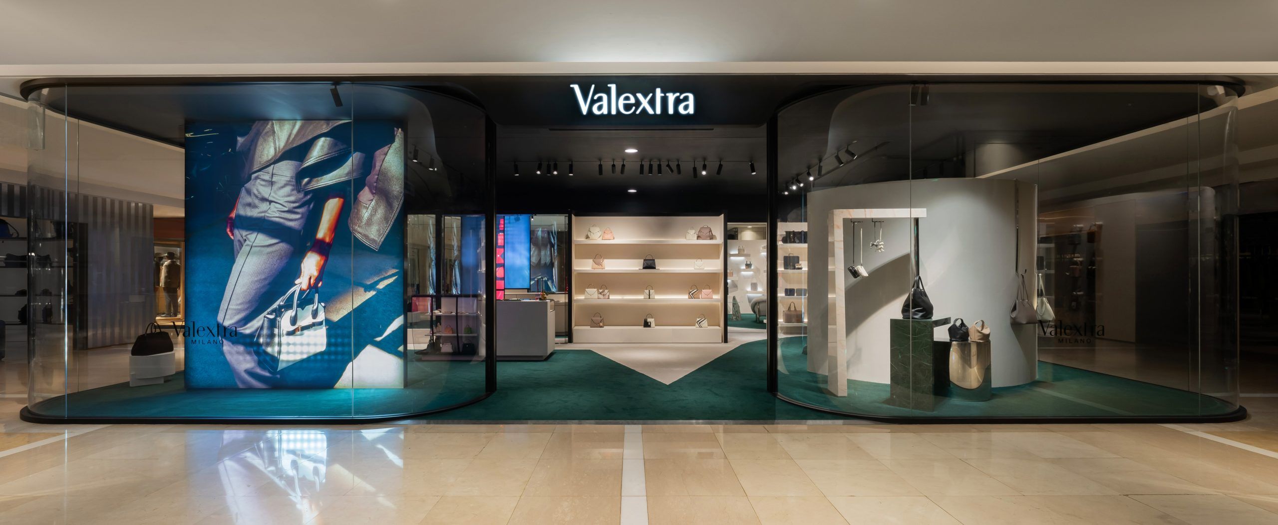 理性與感性之間的光影構築｜Valextra 台中新光三越全新登場 | Prestige Online - Taiwan