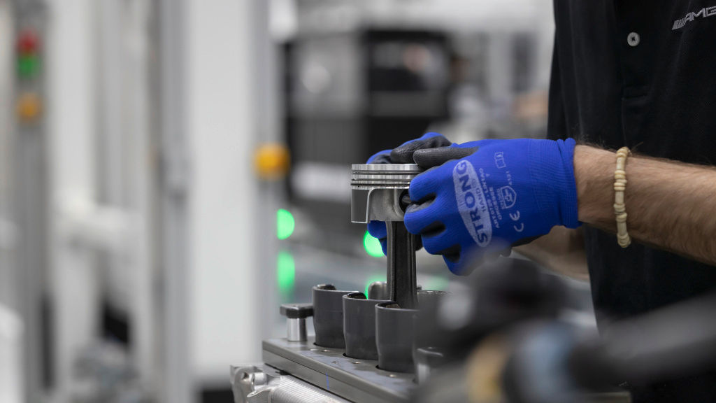 Understanding the Mercedes-AMG “One Man, One Engine” Philosophy