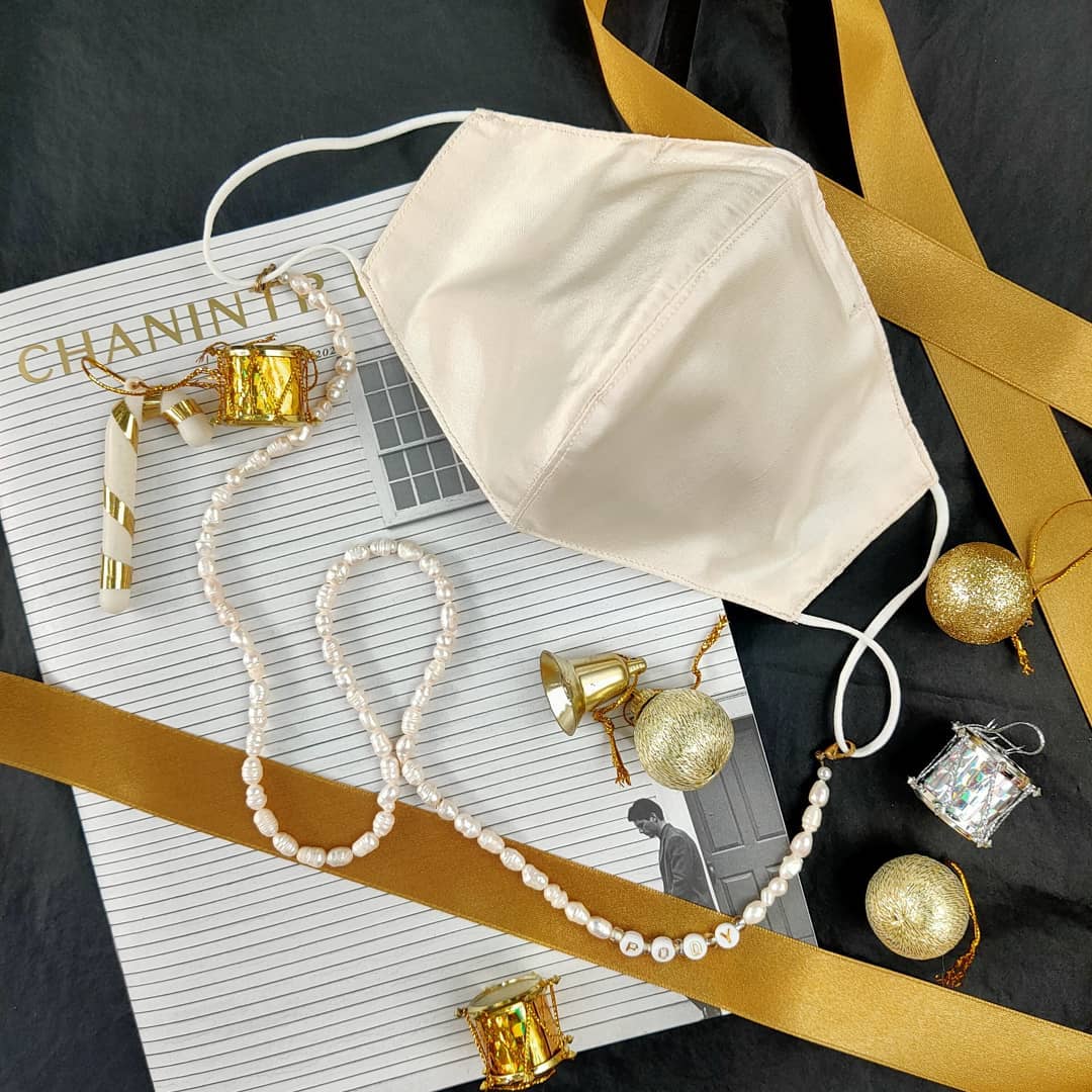 Best Reusable Silk Face Masks for 2021 That's Gentle For Your Skin