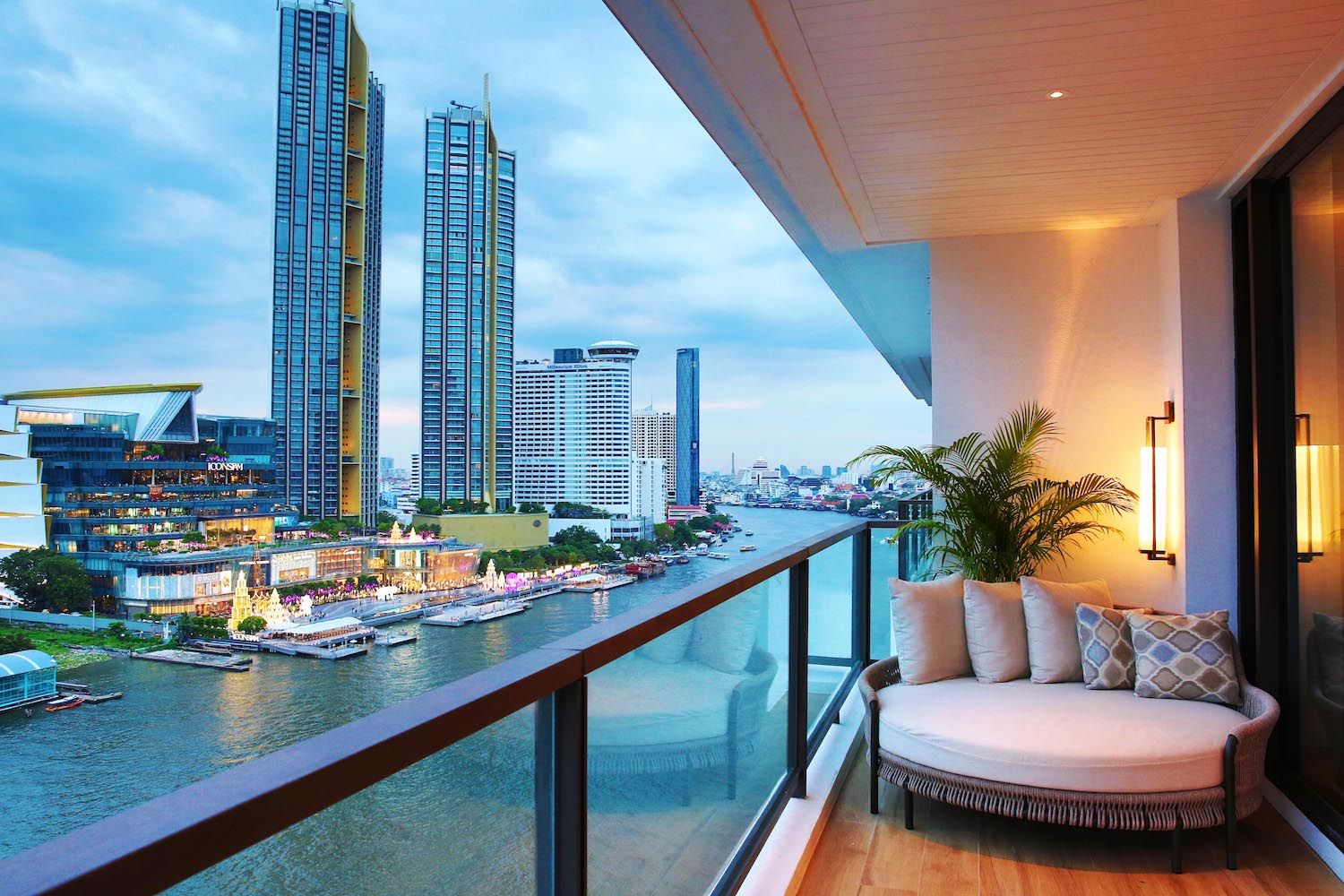 Mandarin Oriental Launches a New Year’s Package Priced at THB 1 Million