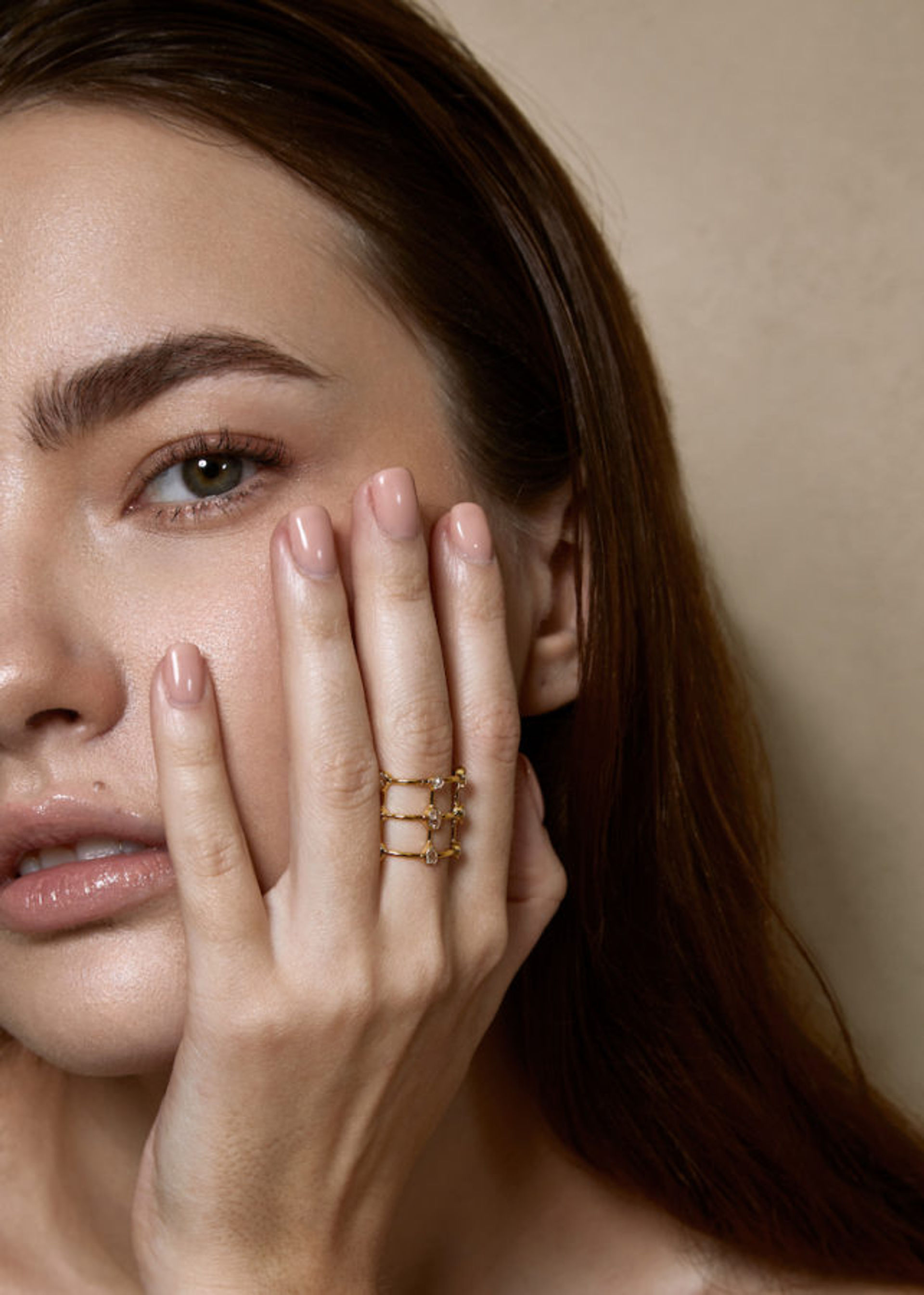 A Look at Patcharavipa's Latest Clues Sepper S/S2021 Collection