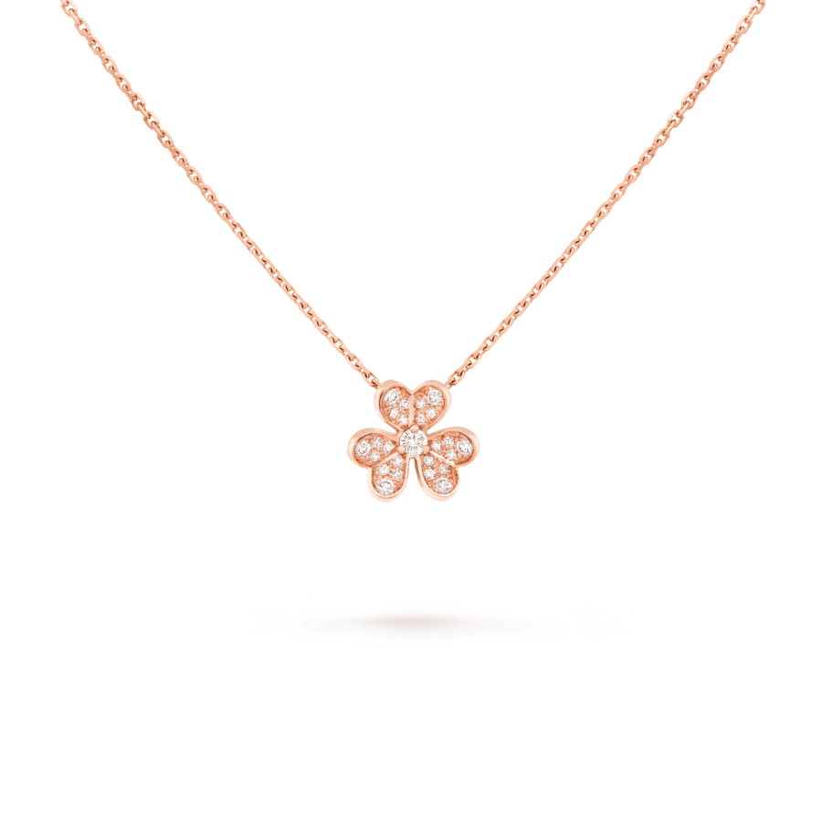 Frivole by Van Cleef & Arpels Brings the Flower of Lights into Full Bloom