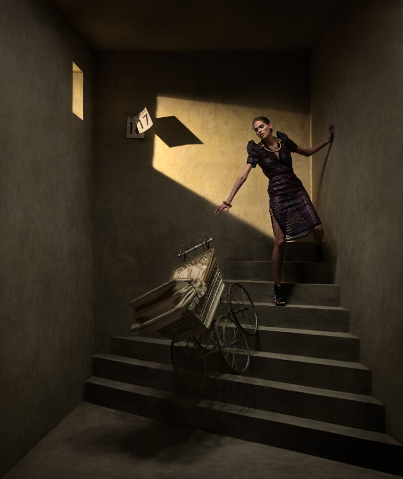 Take a Tour Through the Lightbox Exhibition 365° by Eugenio Recuenco