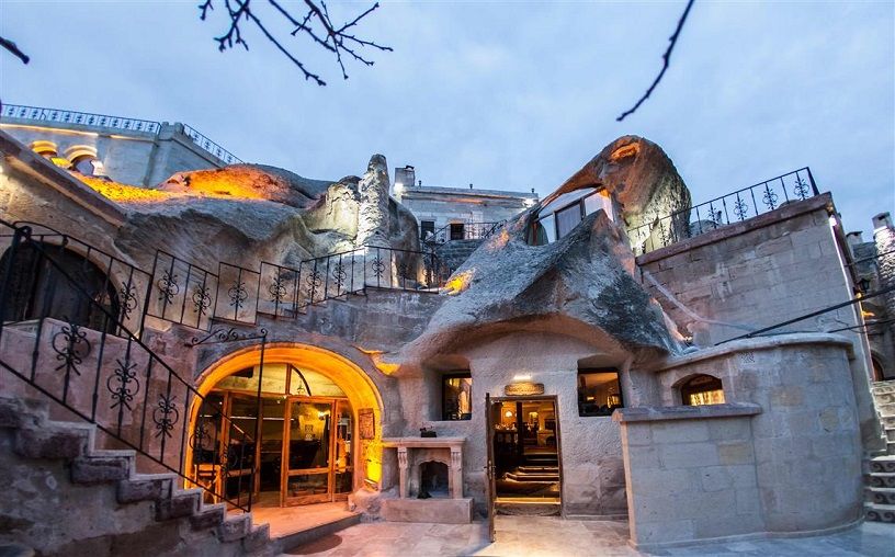 10 Spectacular Cave Hotels For a One-of-a-kind Experience