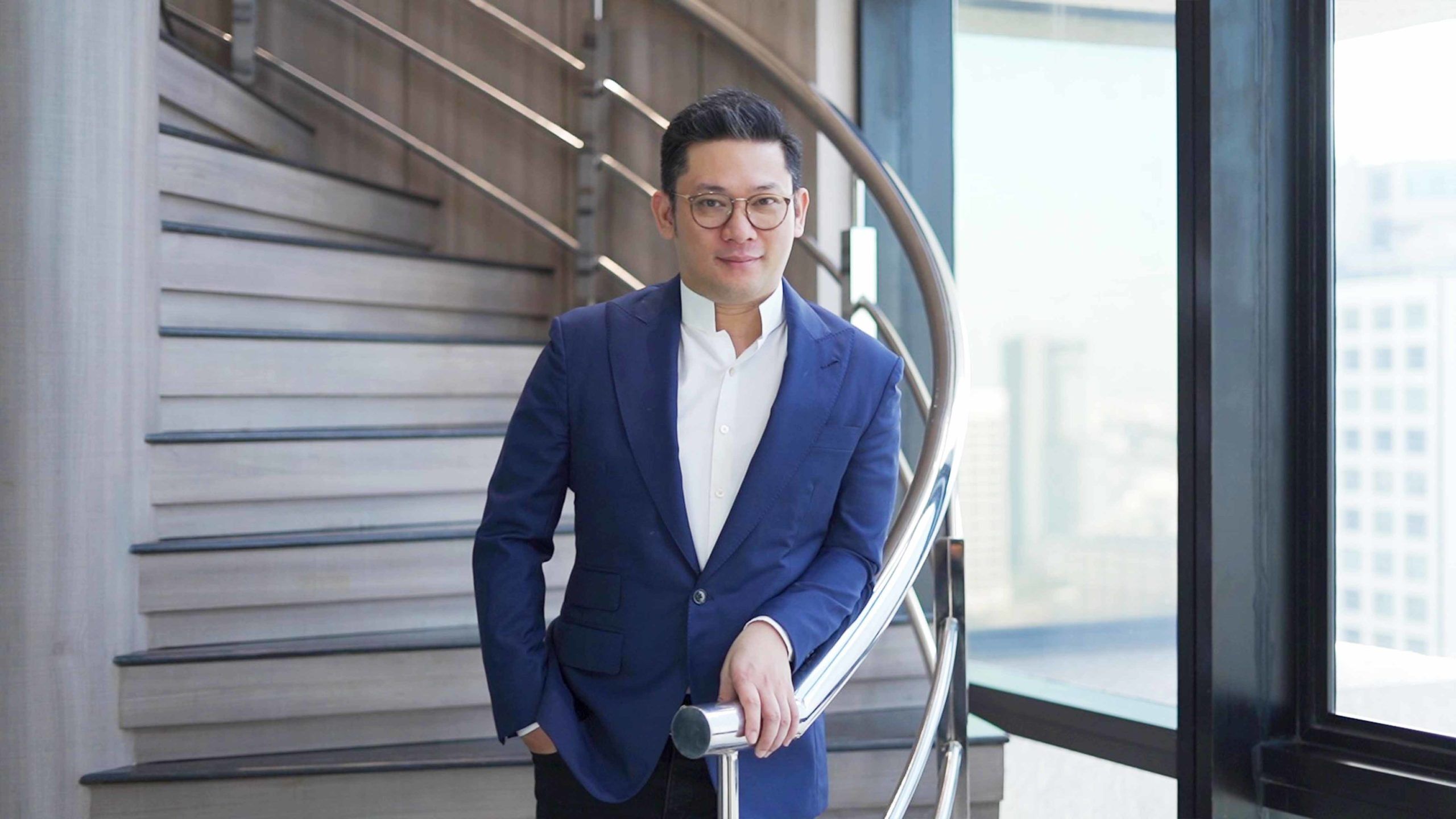 DR. SARAN “PAAN” WANGLEE | 300 High Flyers | Prestige Thailand