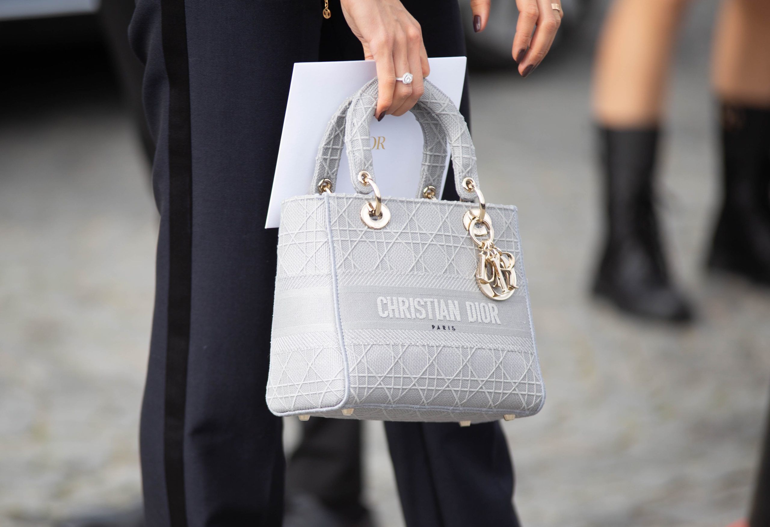 3 Luxury Bag Spas To Pamper Your Handbags This 2022 3 Luxury Bag Spas To Pamper Your Handbags This 2022