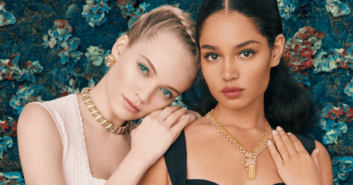 The Story Behind Van Cleef & Arpels' Artful Transformation of Gold