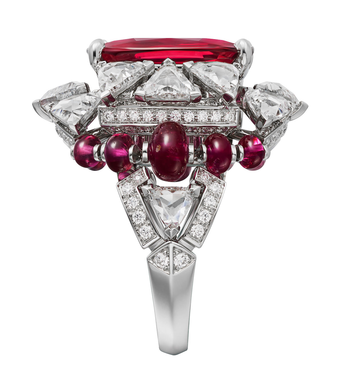 The rings in the Sixième Sens par Cartier High Jewellery collection