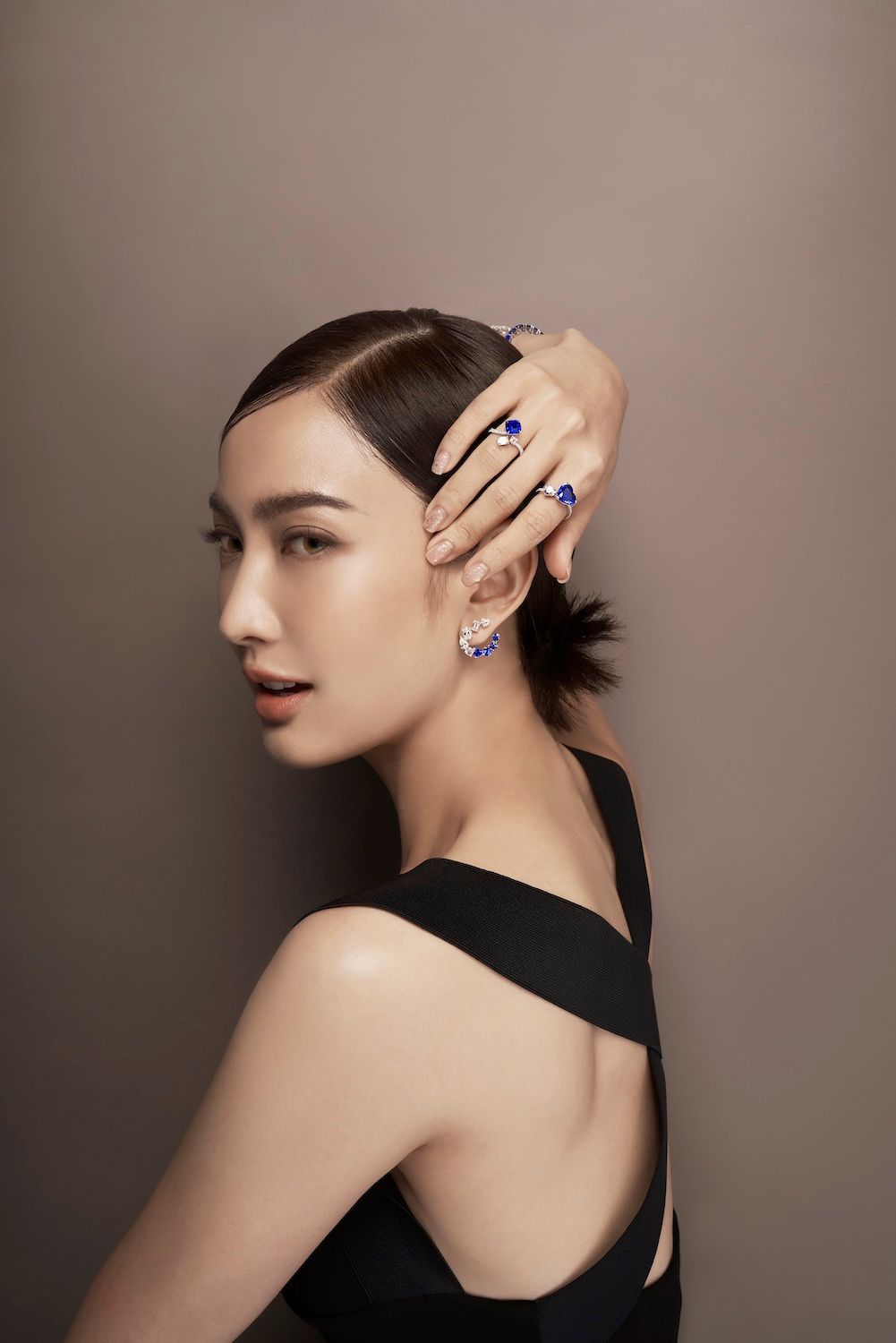 Gems Pavilion Unveils its New BleuConic Collection