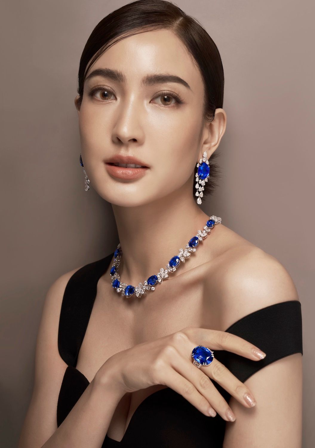Gems Pavilion Unveils its New BleuConic Collection
