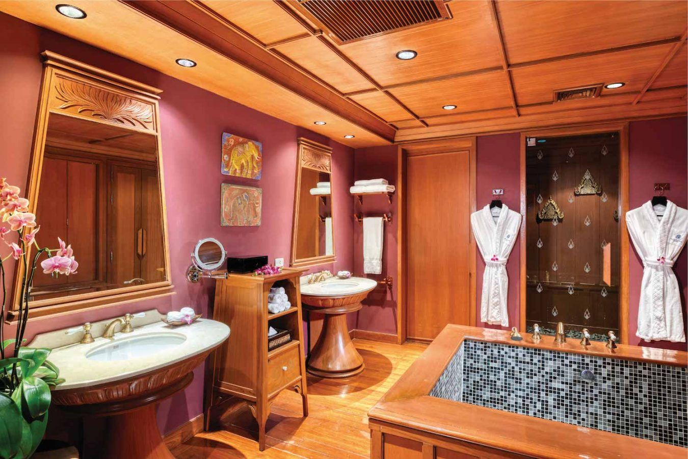 Check into The Athenee Hotel for an Unforgettable Experience
