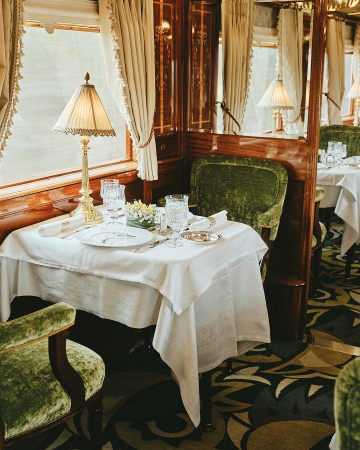 5 of the Best Luxury Train Travels in the World