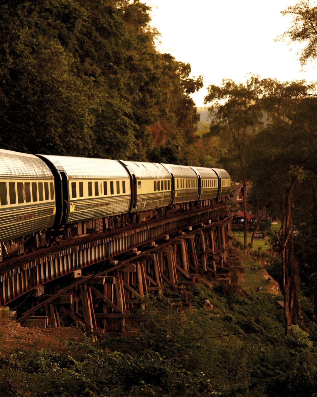 5 of the Best Luxury Train Travels in the World
