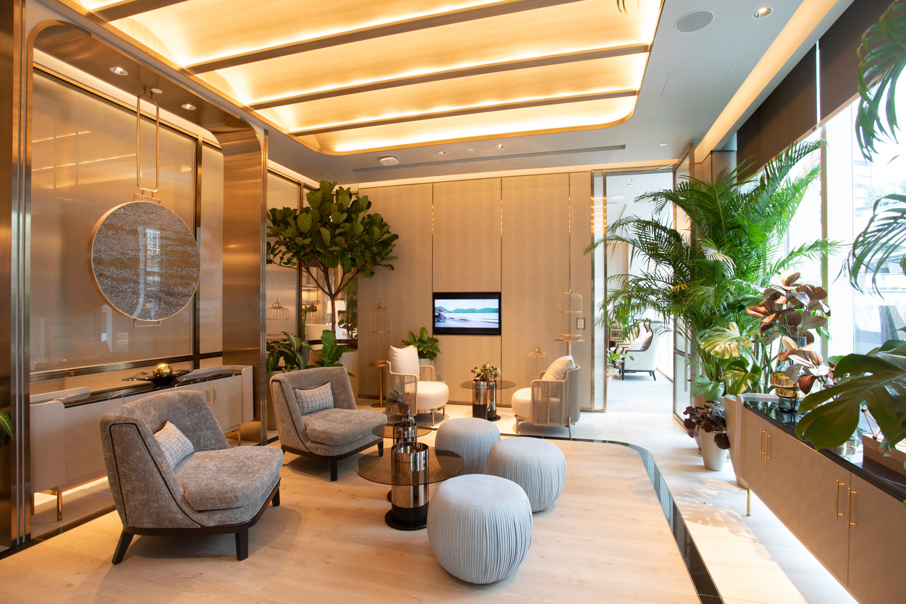 New UOB flagship UOB Plaza offers personalised banking for all