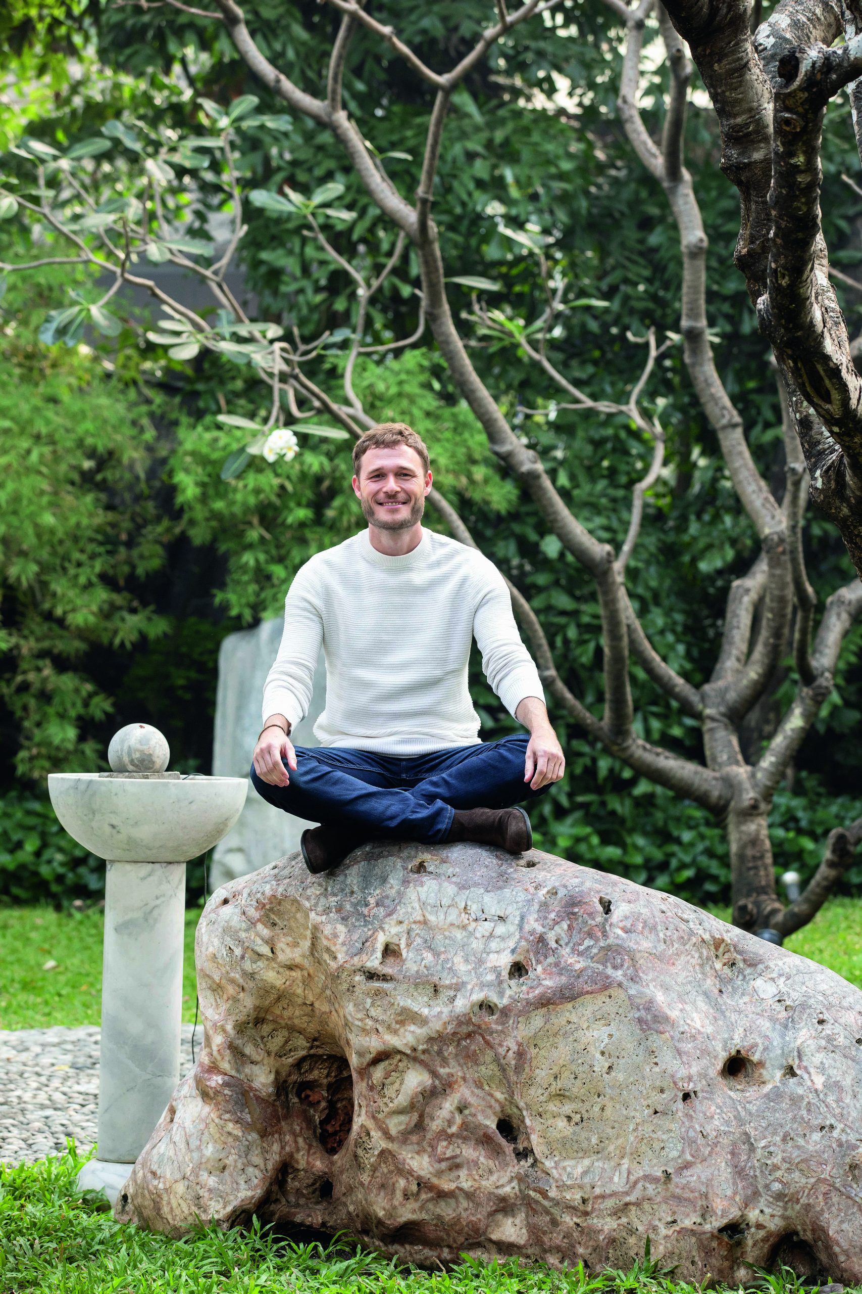 Komsan Saelee | Prestige Online - Thailand