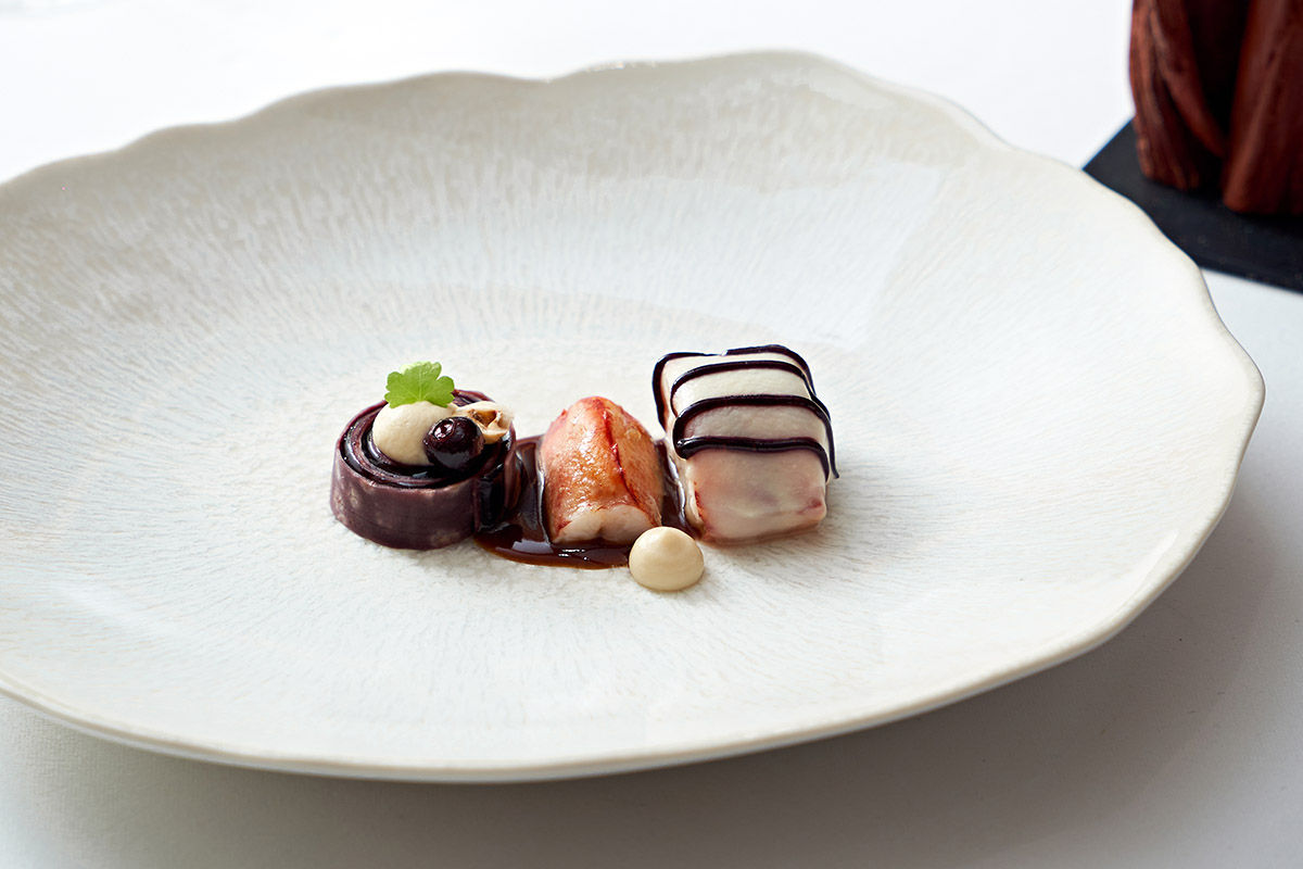 Prestige Gourmet: Paying a Visit to the Alpine-inspired Maison Dunand