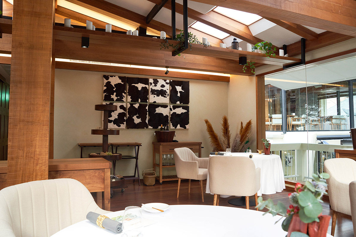 Prestige Gourmet: Paying a Visit to the Alpine-inspired Maison Dunand