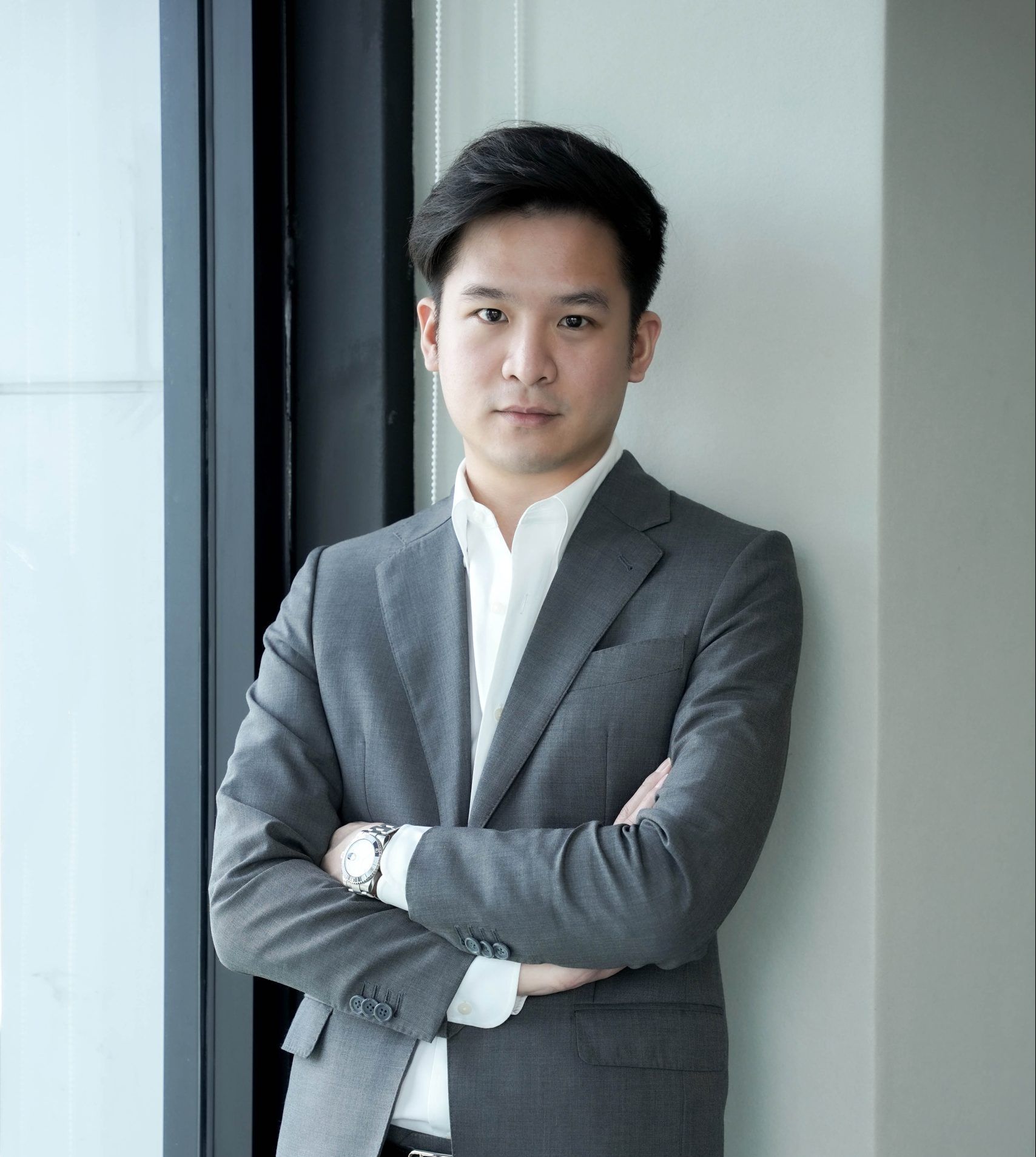 Komsan Saelee | Prestige Online - Thailand