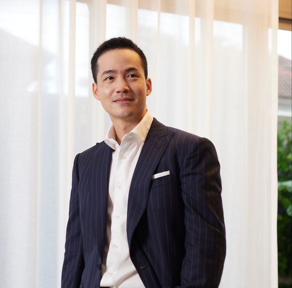 Phoom Chirathivat | Prestige Online - Thailand