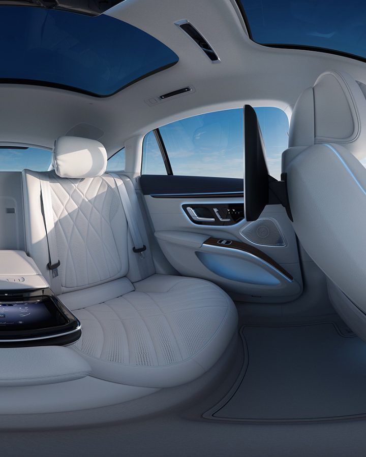 The Mercedes-Benz EQS 500 4MATIC AMG Premium Redefines the EV