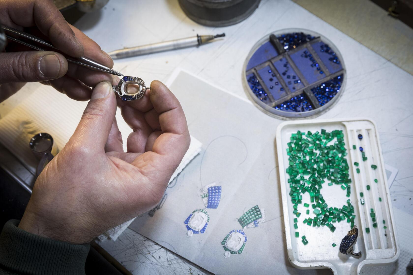 Van Cleef & Arpels’ 'Legend of Diamonds' Lands in Bangkok