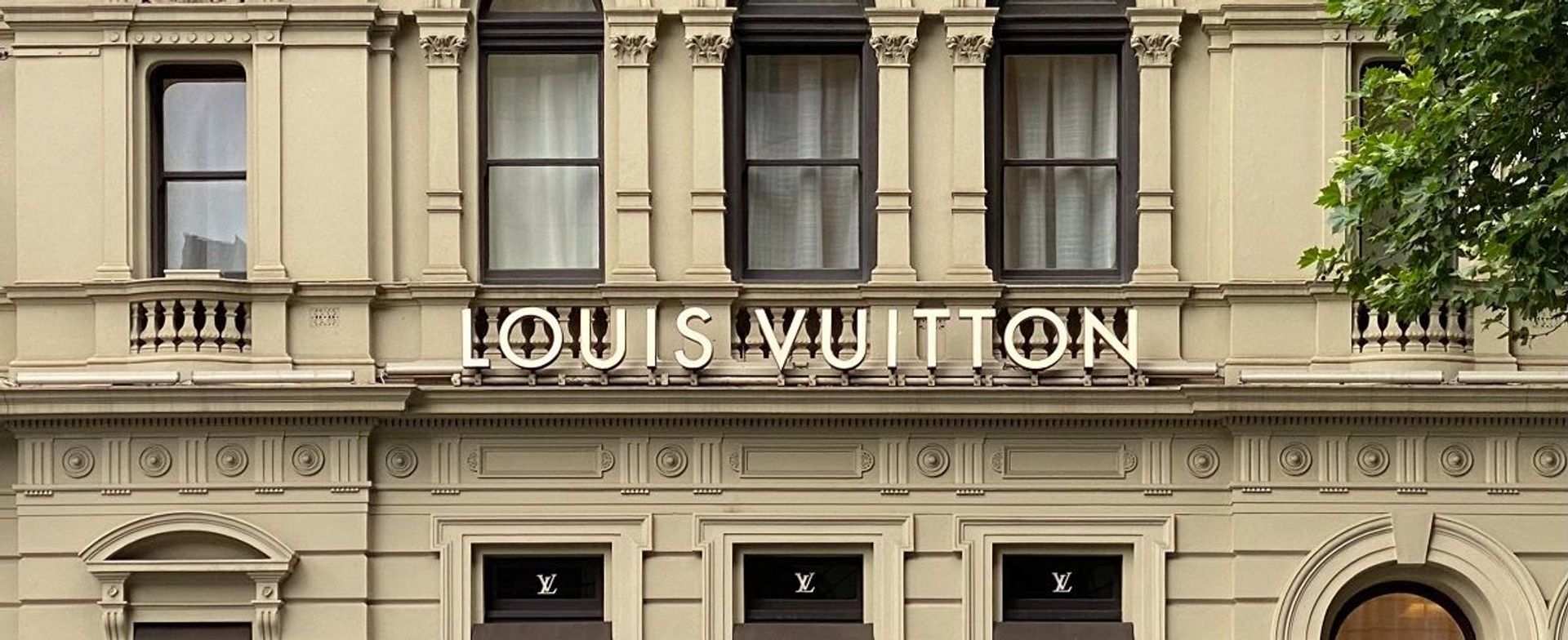 LVMH Company's Market Value Hits over $500 Billion