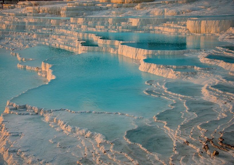 12 of the World's Best Hot Springs That Should be on Your Itinerary