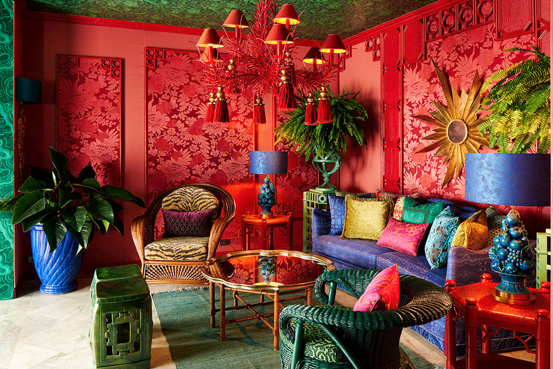 How Jim Thompson is Keeping Thai Silk Weaving Traditions Alive