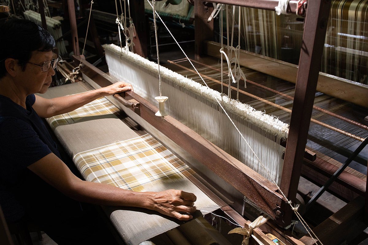 How Jim Thompson is Keeping Thai Silk Weaving Traditions Alive