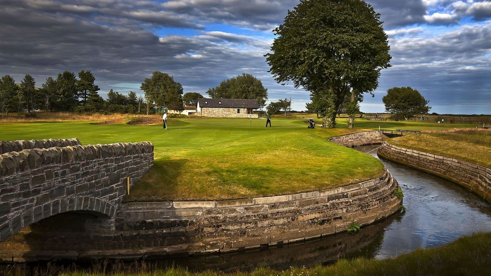 Here are 12 of the Most Challenging Golf Courses in the World