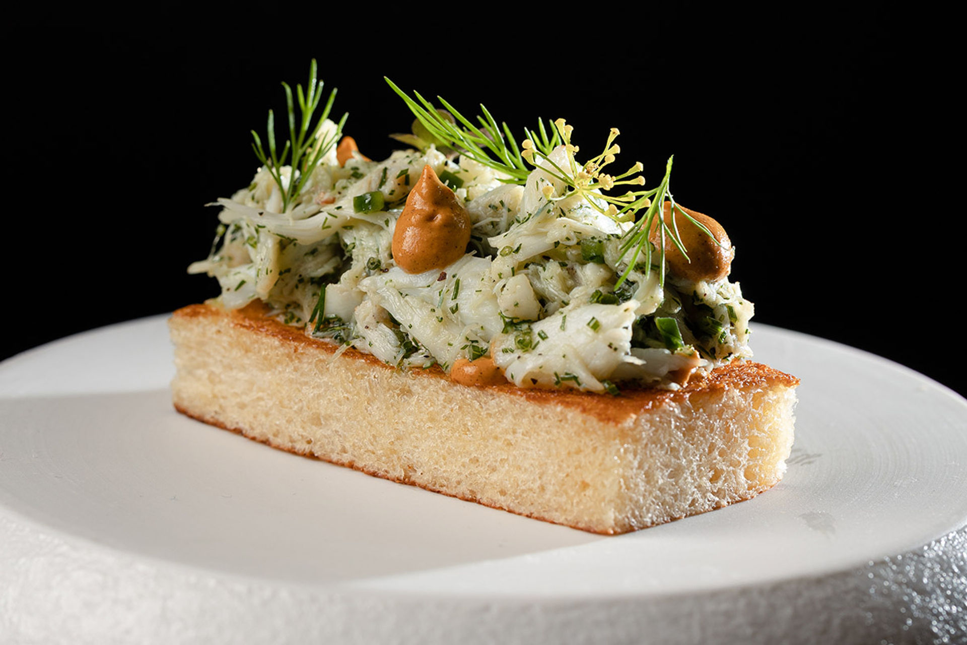 Best Dishes to Try in Bangkok This Week: Khum Hom, Alegria, and More