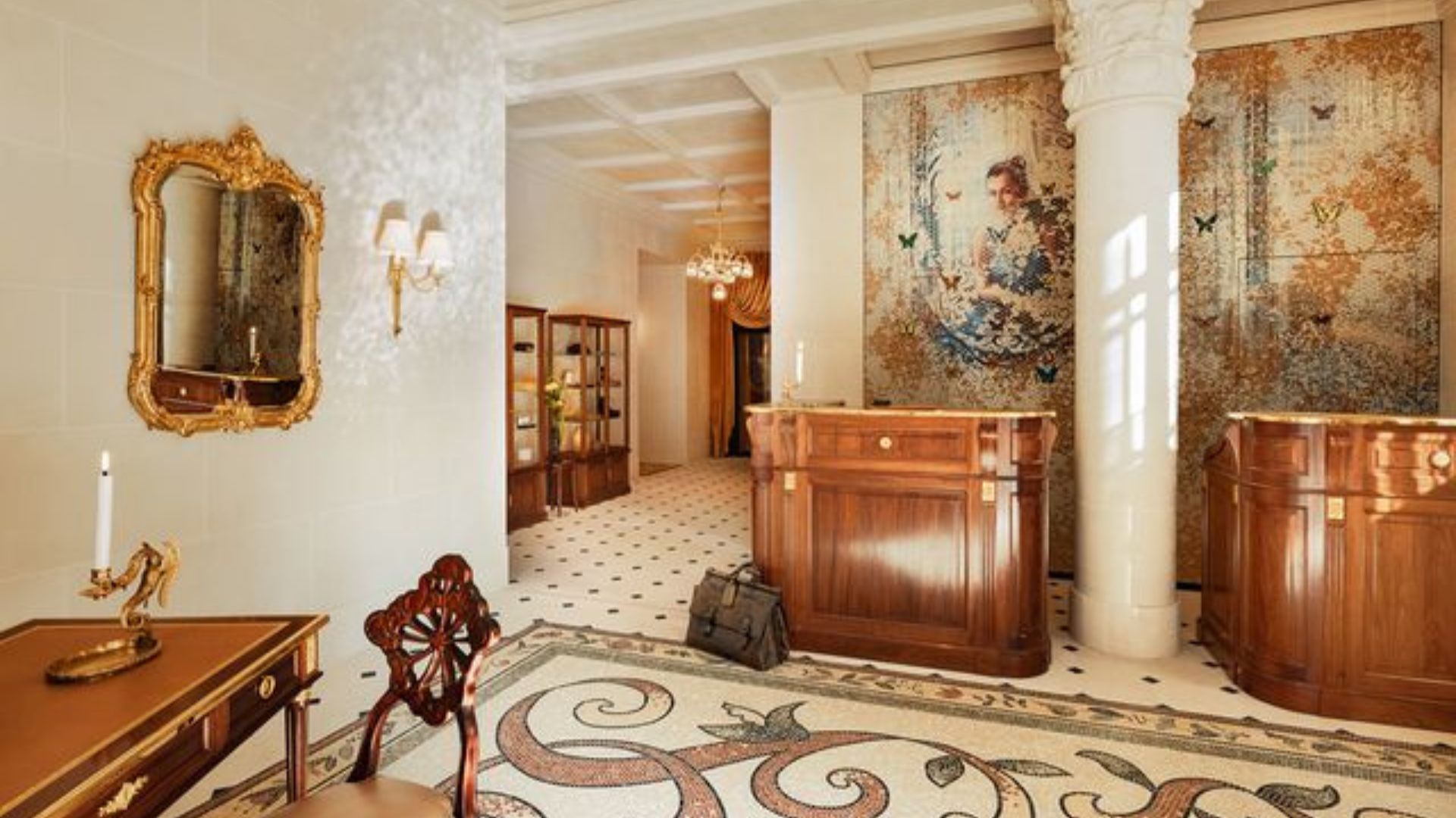 7 Luxury Hotels around the World That were Renovated from Post Offices