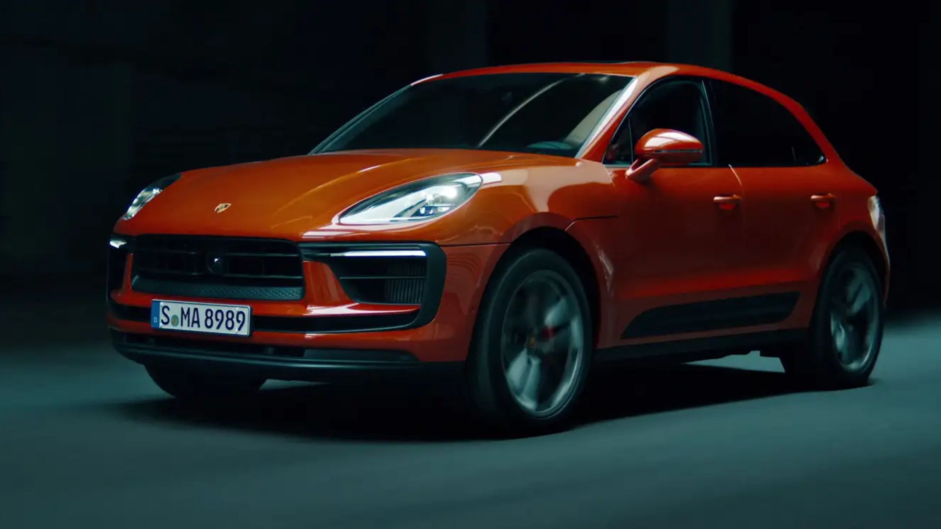 Adele: Net Worth, Earnings, and Valuable Assets Owned