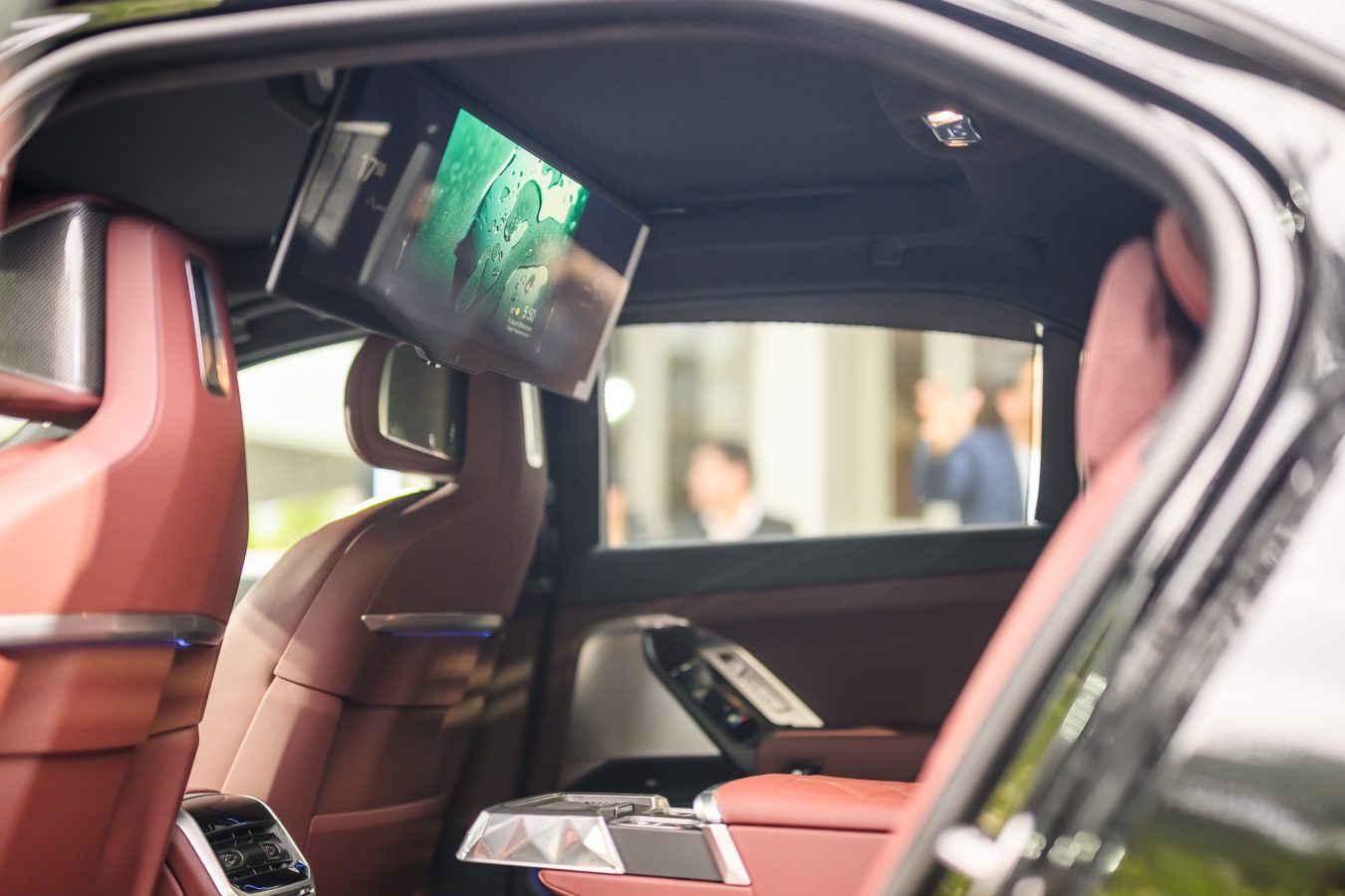 BMW Thailand Introduces the New BMW M760e xDrive