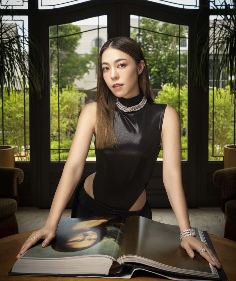 Pimpisa “Pear’’ Chirathivat Phornprapha | Prestige Online - Thailand