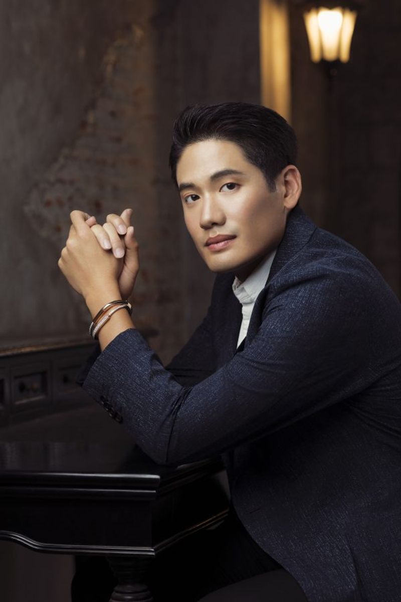 Naiyanobh “Toy” Bhirombhakdi | Prestige Online - Thailand