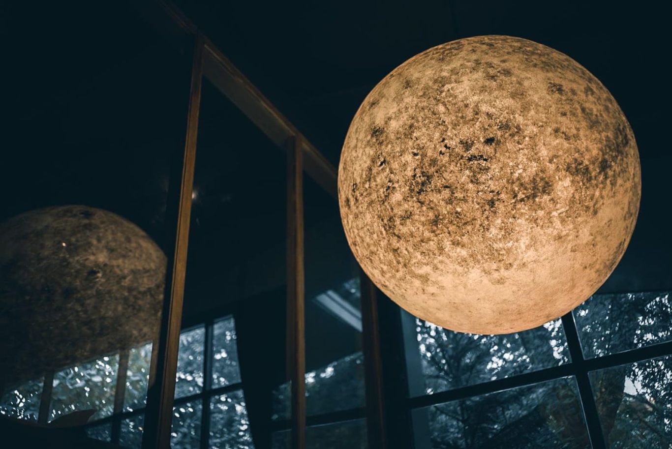 The Prettiest Moon-Themed Restaurants and Bars in Bangkok