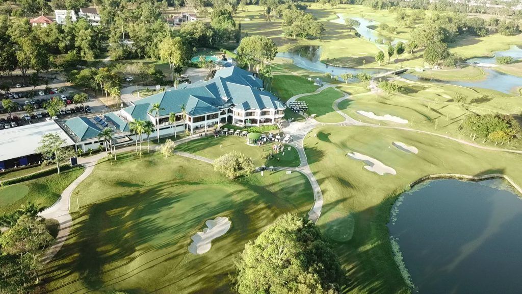 Exploring 14 of the World's Best Golf Resorts for Families