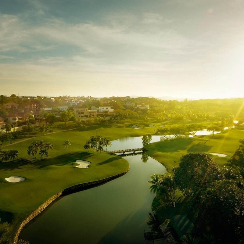 Exploring 14 of the World's Best Golf Resorts for Families