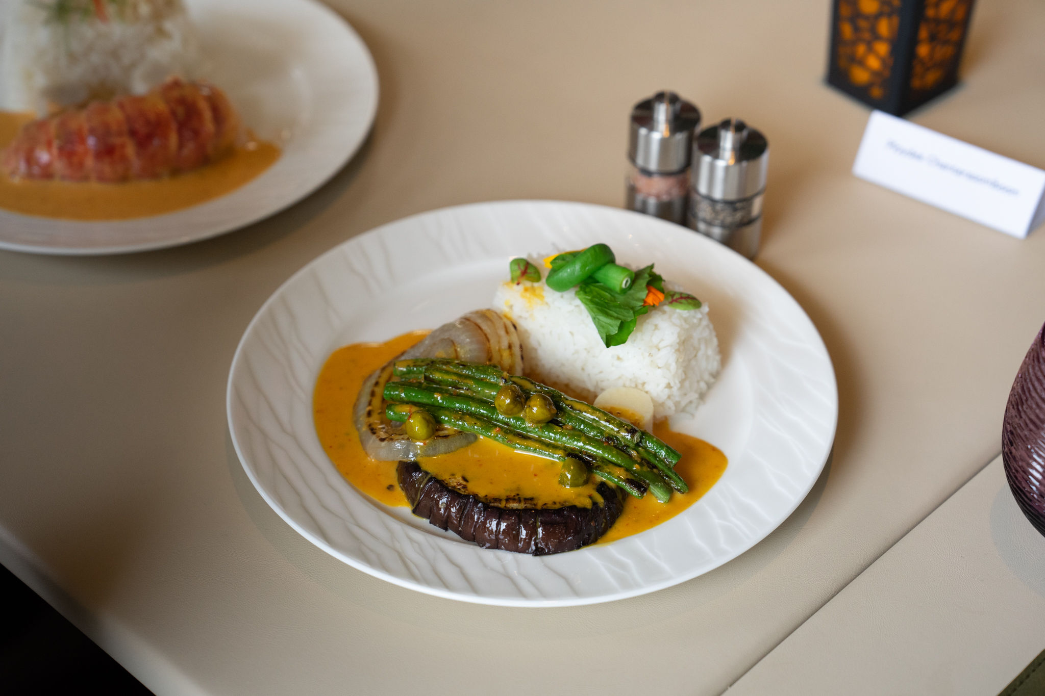 Qatar Airways Elevates Onboard Dining with an Exclusive Menu by Chef Ton